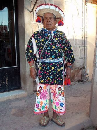 Descubre la Exquisita Vestimenta Típica de Zacatecas: Colores, Diseños ...