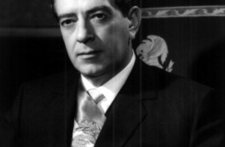 Las Valiosas Aportaciones de Adolfo López Mateos a México: Un Legado ...